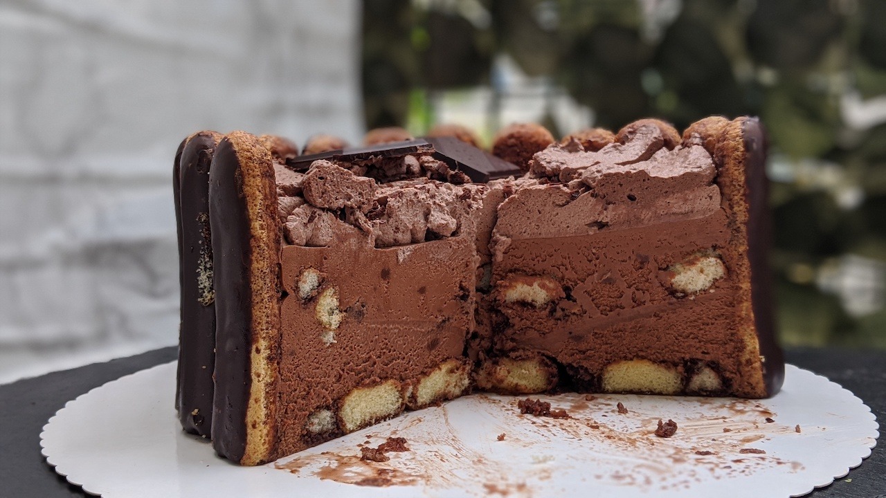 No-Bake Chocolate Charlotte Cake Recipe - CookingFantasies