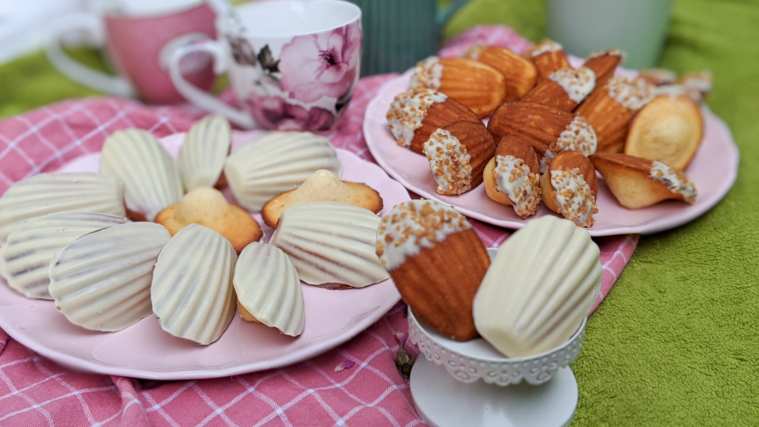How to Make Perfect French Madeleines - CookingFantasies